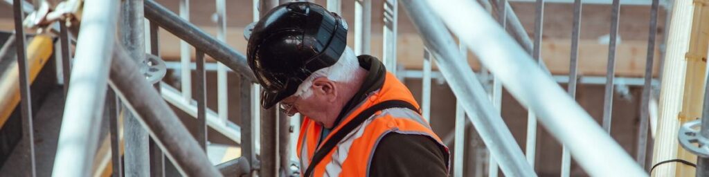 How to become a Clerk of Works? What do you need to do