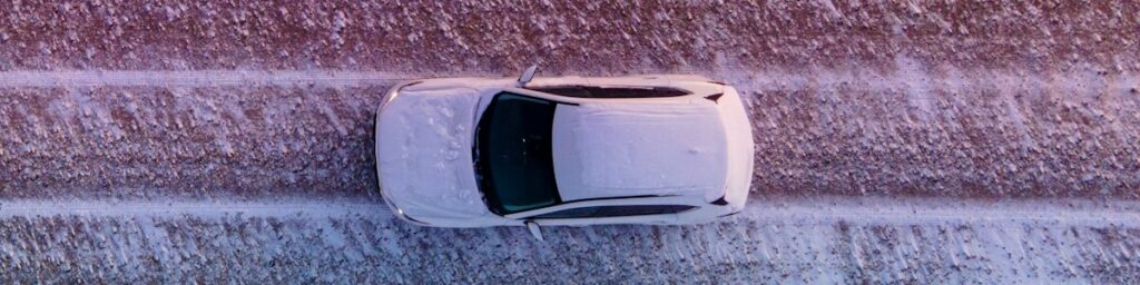 Safety Moment Winter Driving: Run through winter driving hazards